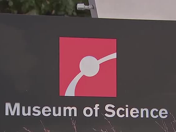 Museum of Science evacuated after bomb threat report; all clear issued