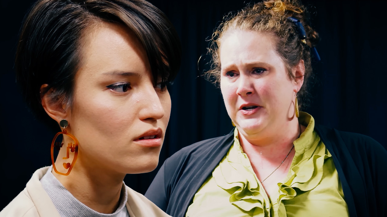 Women get fat shamed by mean people
