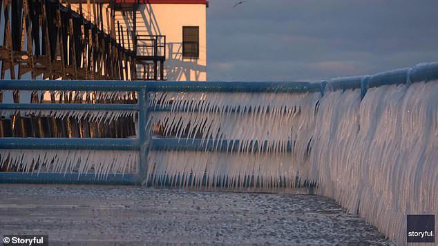 Arctic blast hits the East Coast seeing temperatures drop as Lake ...