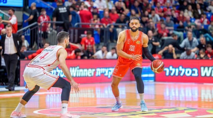 רבע 4, 04:01: הפועל ת"א - הפועל העמק 59:69