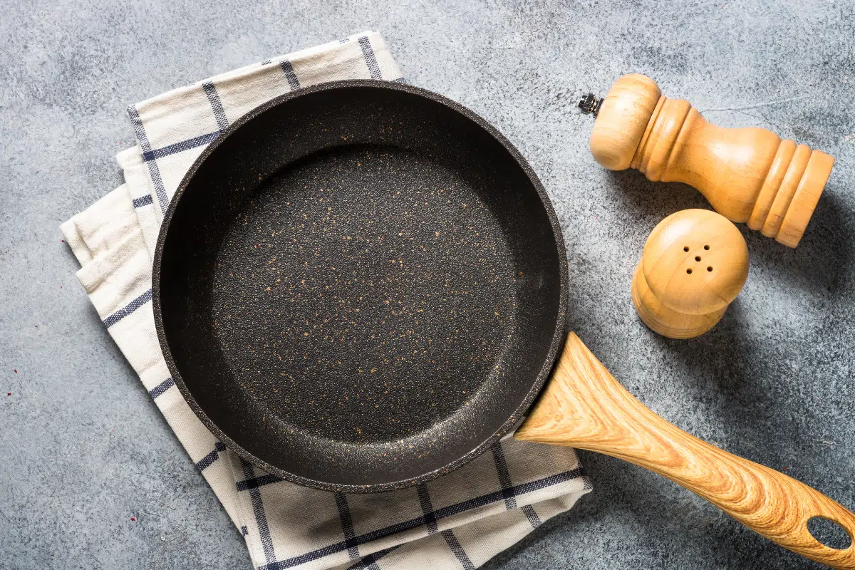 10 everyday cooking habits that can damage your pans