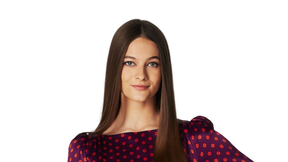 Former General Hospital bad girl joins Netflix's live-action Scooby-Doo ...