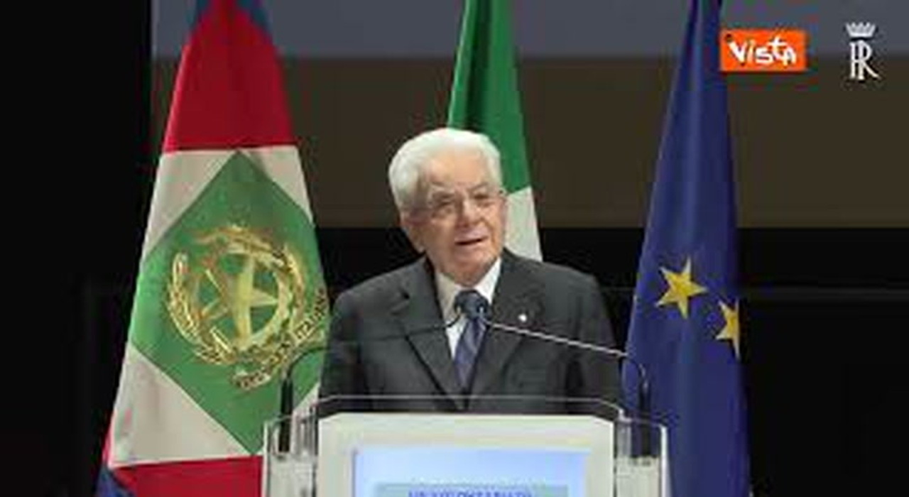 Mattarella: I volontari sono veri e propri patrioti. Garantiscono il bene comune
