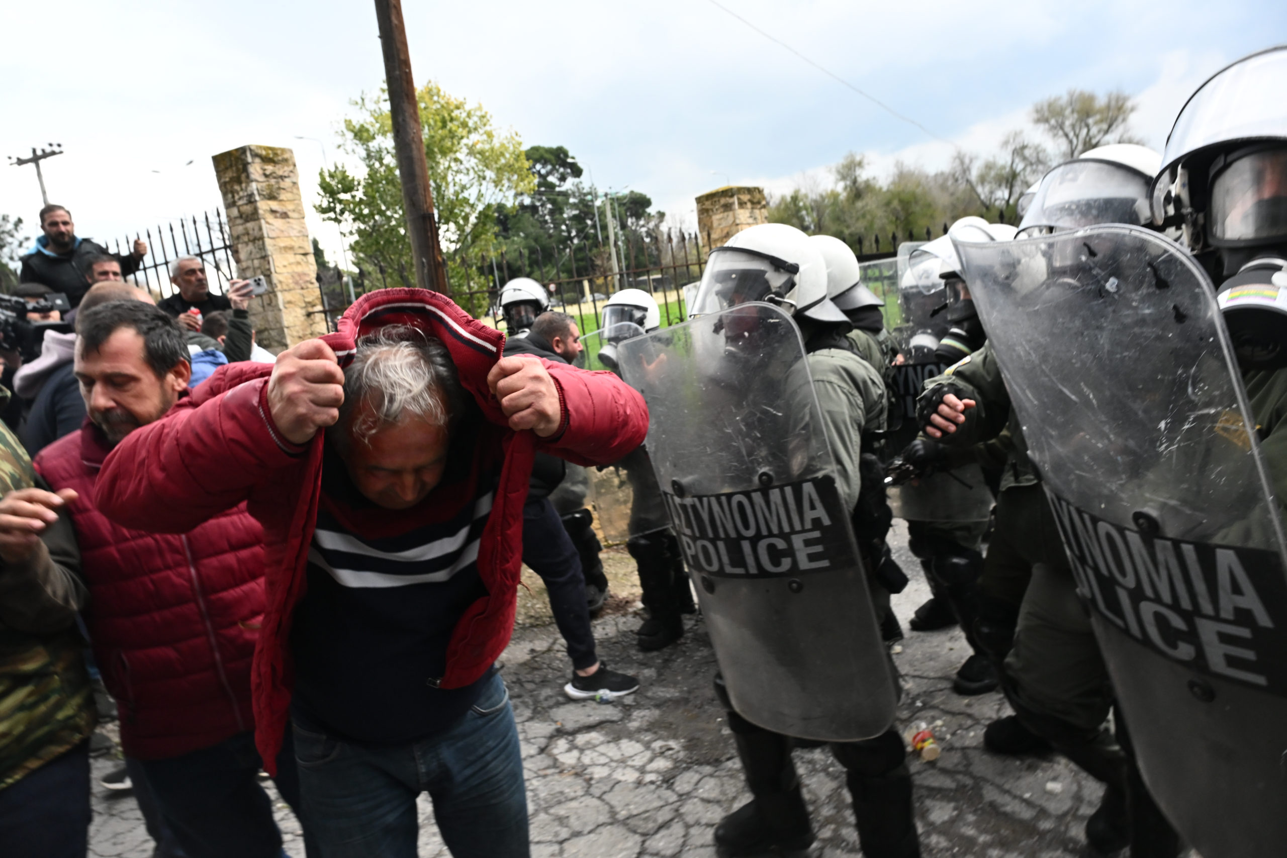 Ένωση Αστυνομικών Θεσσαλονίκης για τα επεισόδια με αγρότες: «Δεν θα ...