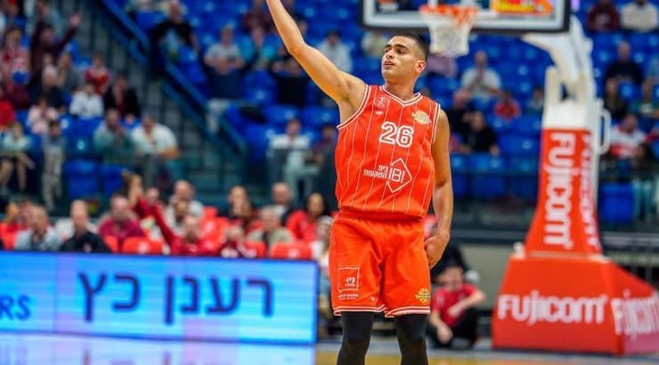 רבע 4, 04:01: הפועל ת"א - הפועל העמק 59:69