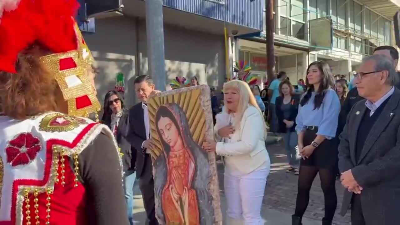Binational Virgin of Guadalupe celebration draws crowds in downtown Laredo