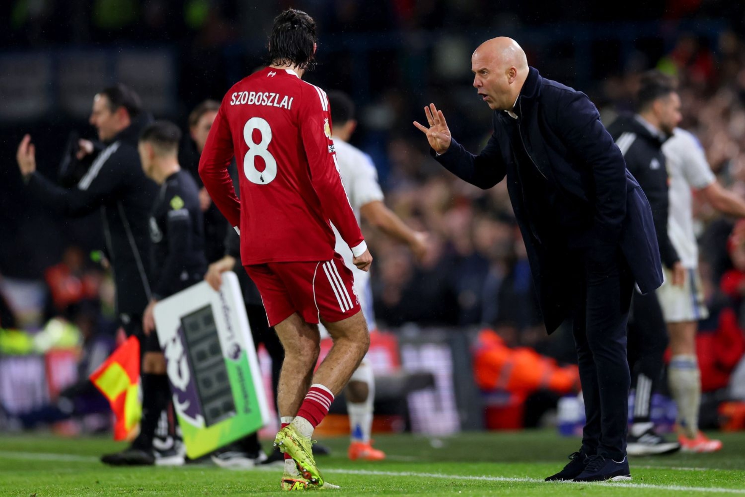 BBC journalist asks uncomfortable Slot question Liverpool must confront