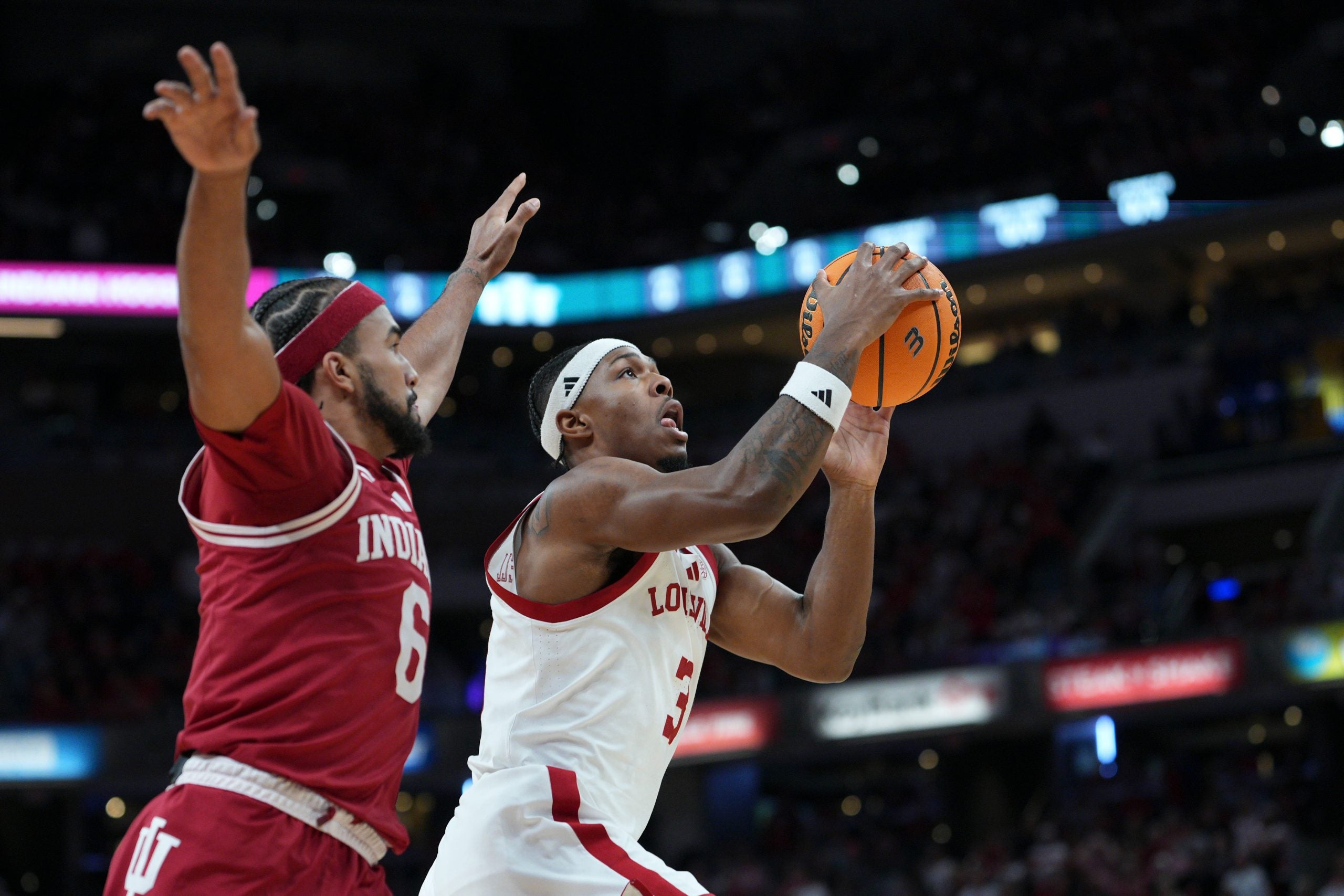 IU falls to Louisville in Indy, loses second straight game