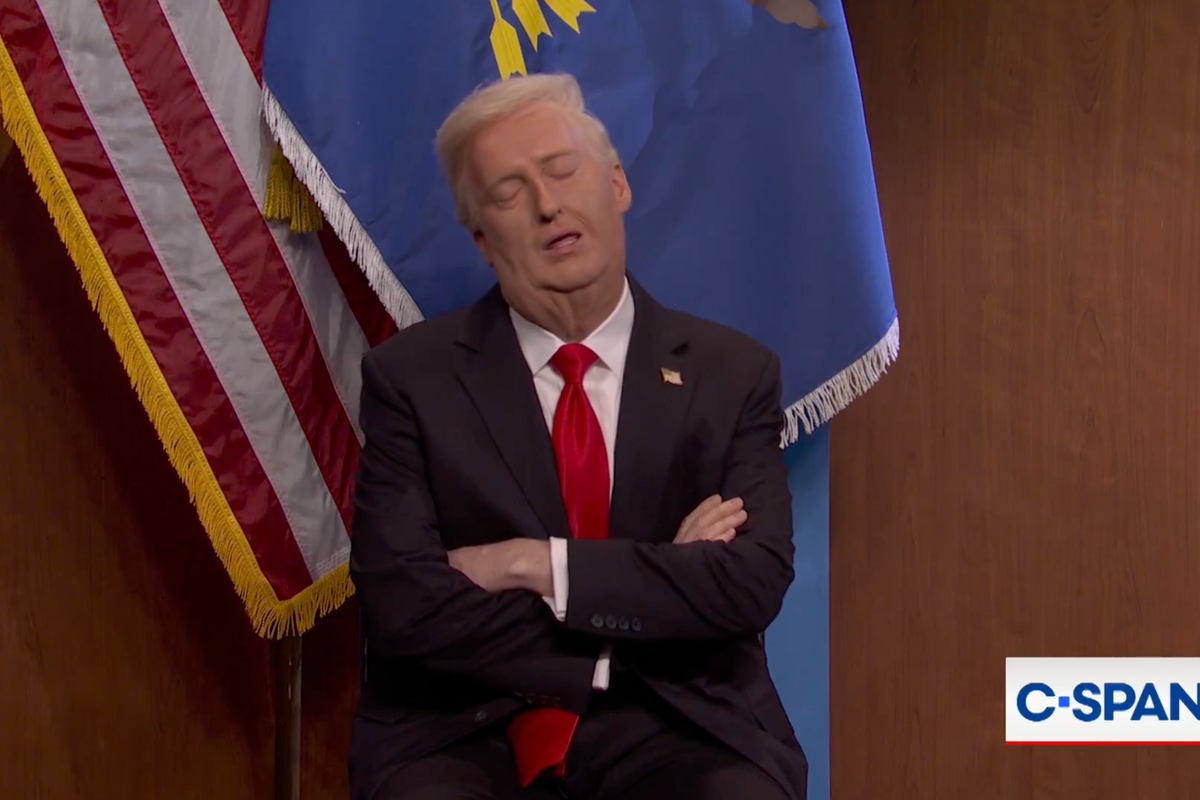 SNL cold open skewers Trump for seemingly falling asleep at meetings