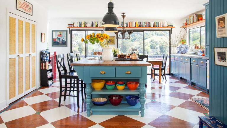 Designers say this new approach to checkerboard kitchen floors is more ...