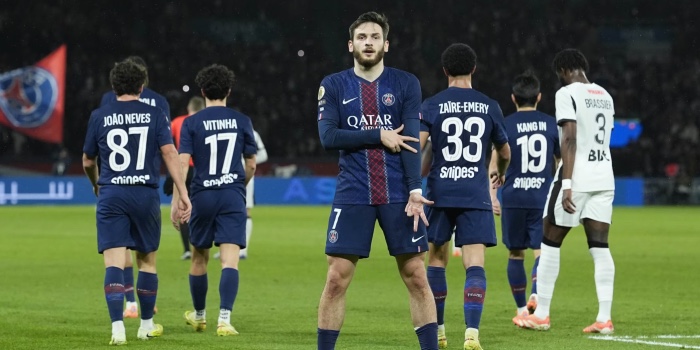 Un retour de Khvicha Kvaratskhelia pour le Classico?