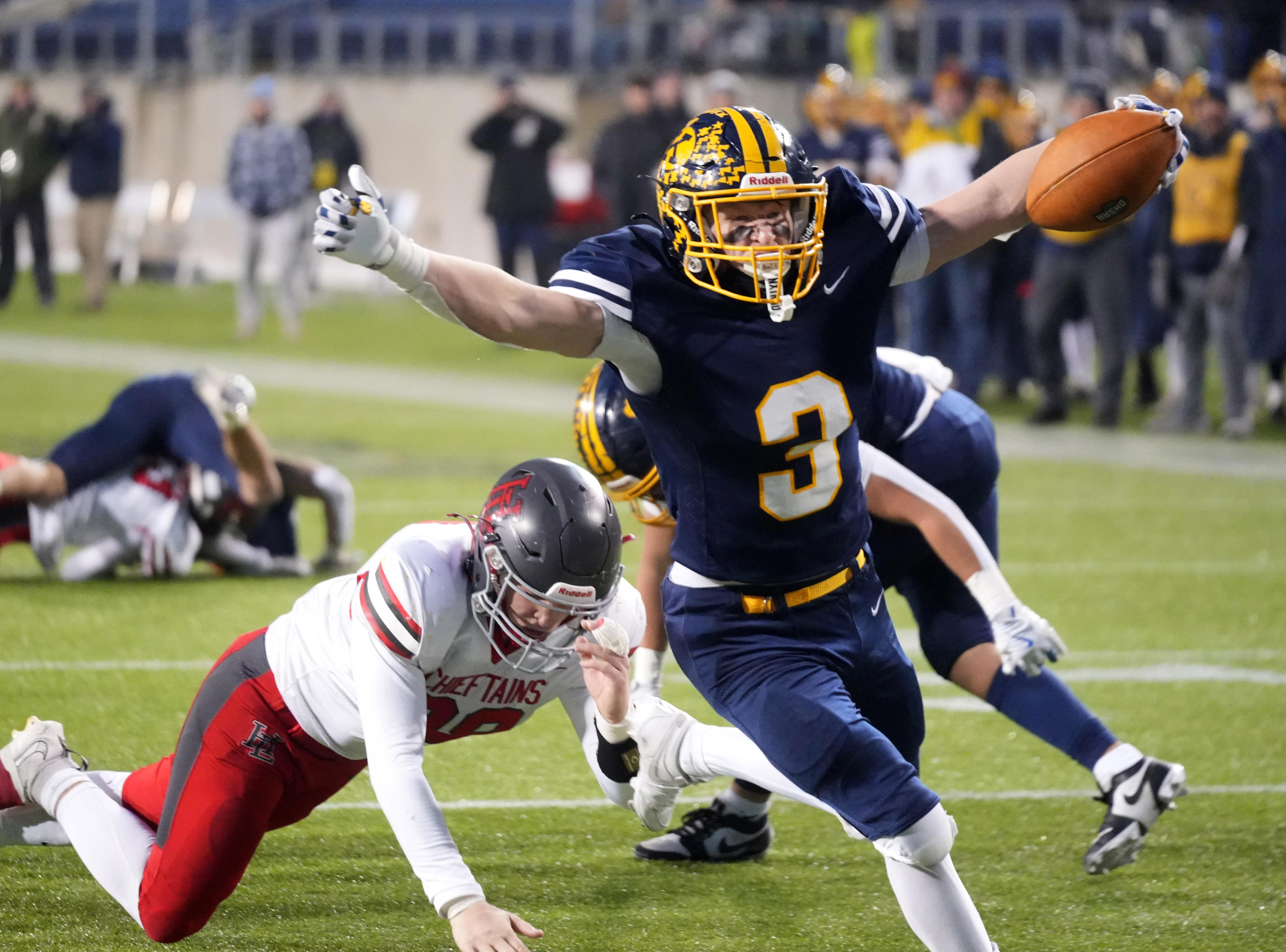 Ohio high school football playoffs scores, 2025 OHSAA state ...