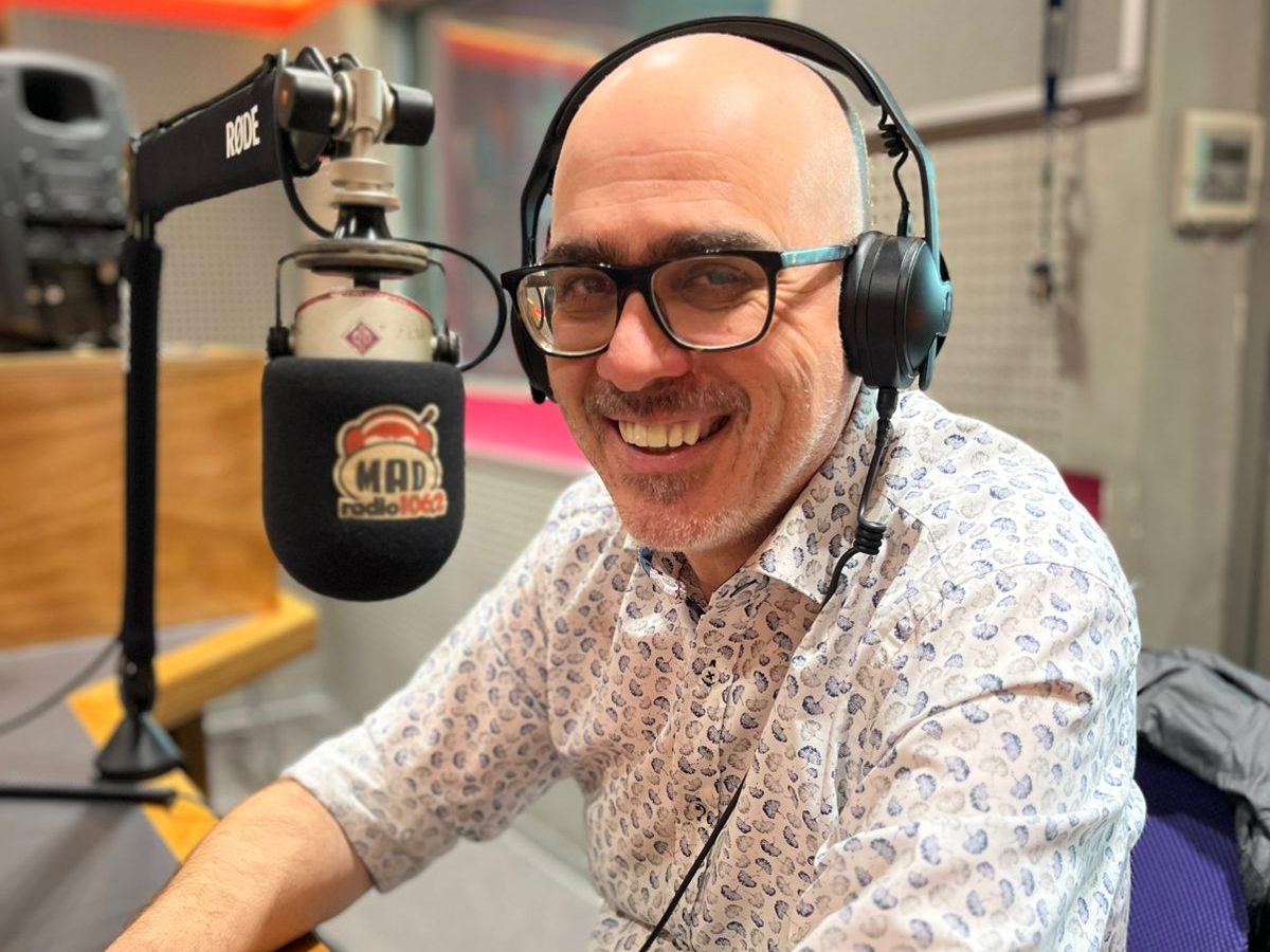 Βαγγέλης Χαρισόπουλος στο Mad Radio 106,2: «Θα ήθελα πολύ ενα σενάριό ...