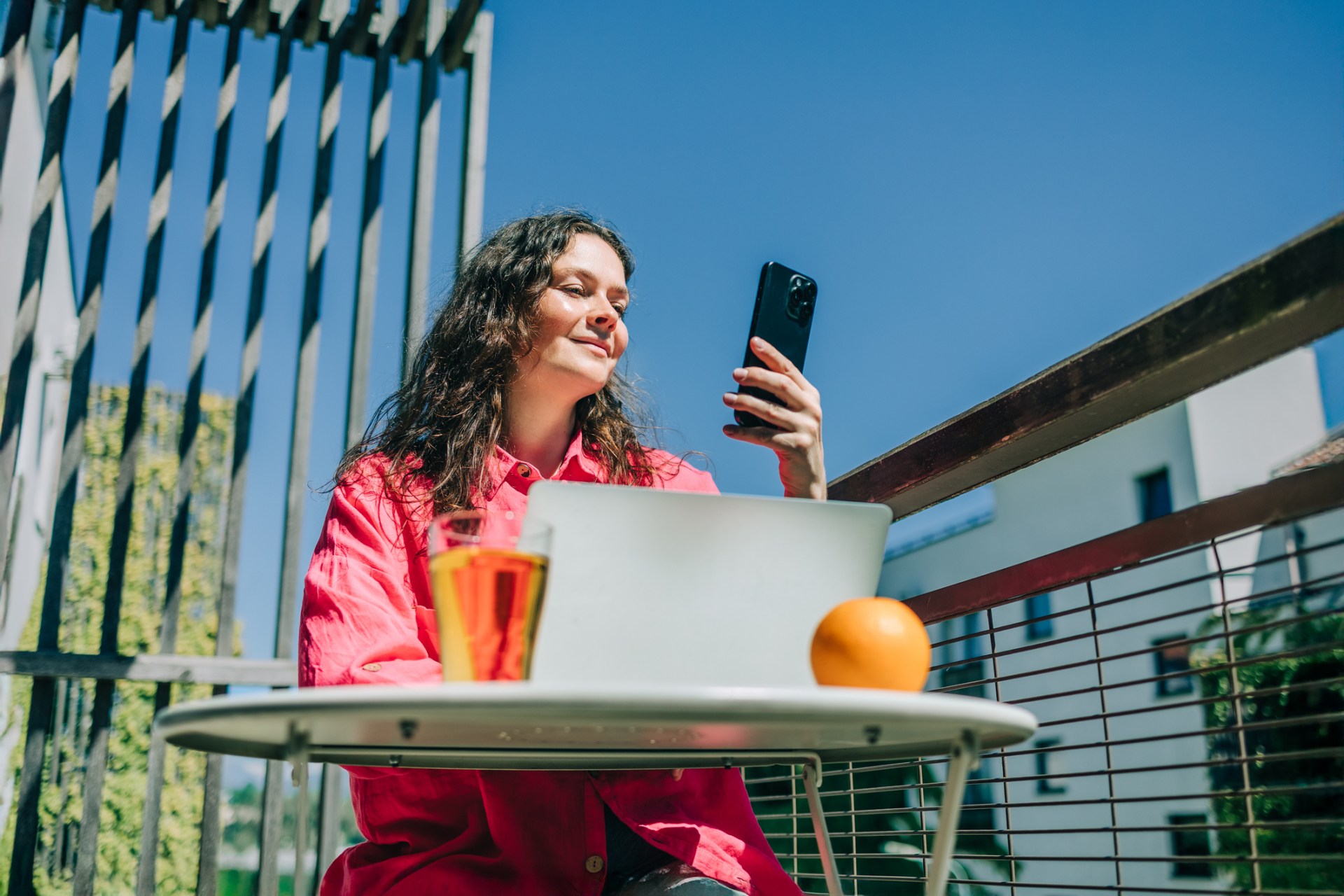 Experts urge people to switch their savings account