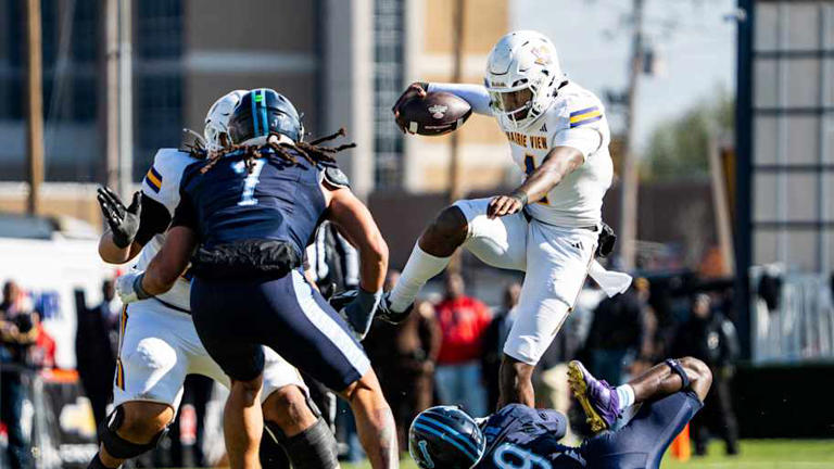 Prairie View A&M upsets Jackson State to claim 2025 Pepsi SWAC football ...