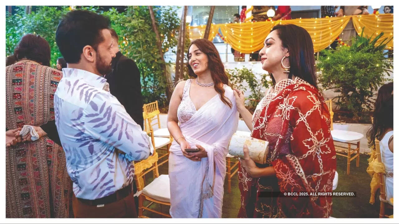 Sara Khan on marrying Krish Pathak: It feels amazing to be married and ...