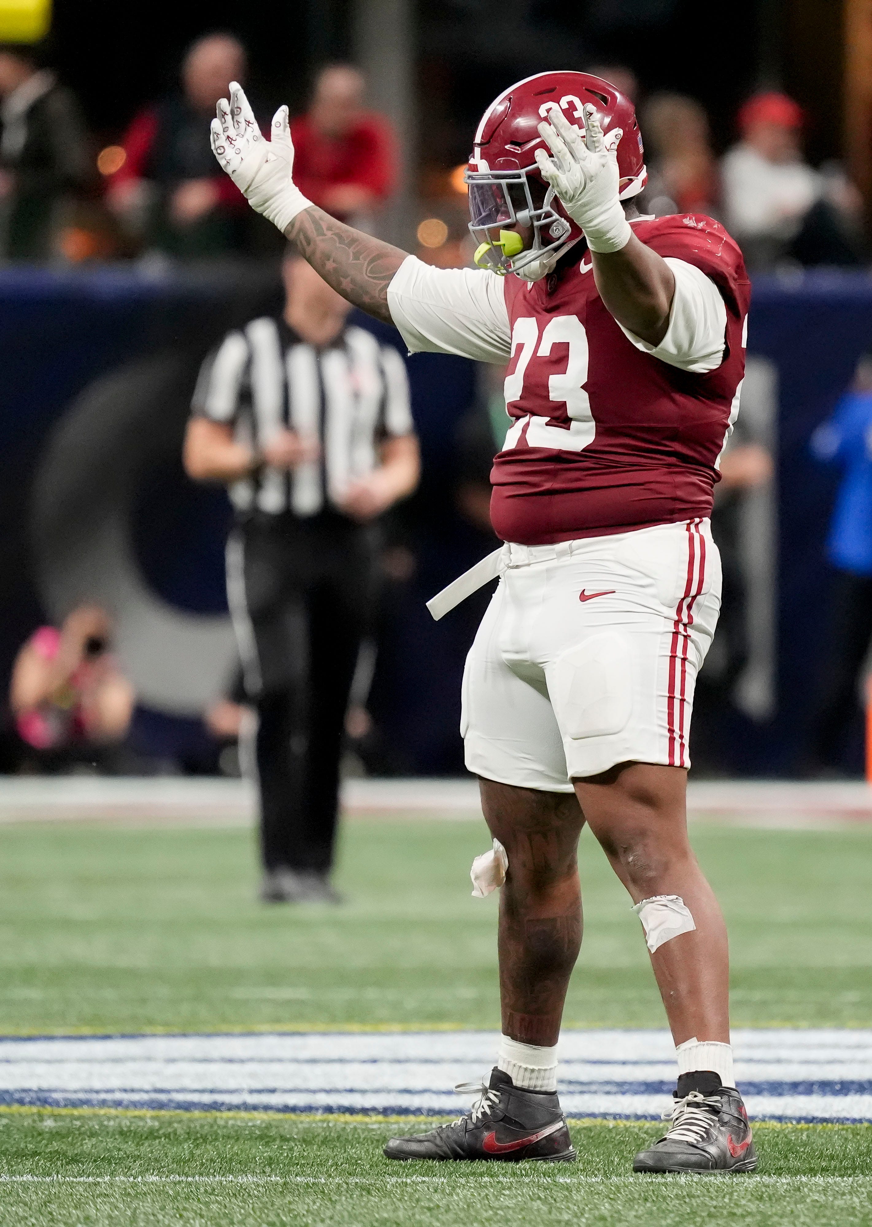 Key Alabama football defensive lineman to enter NCAA transfer portal ...