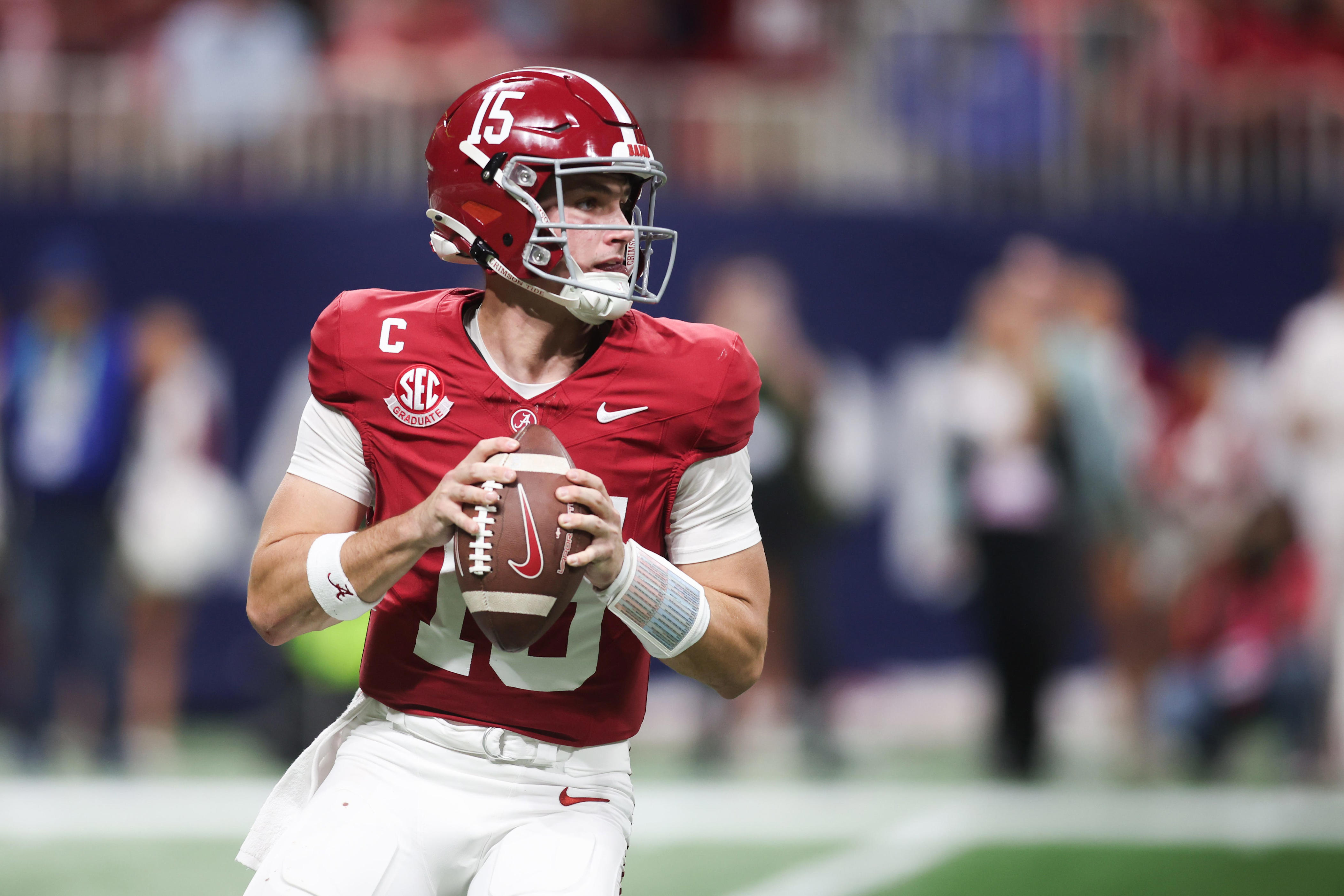Alabama football lands four in USA TODAY Sports top 10 NFL draft board