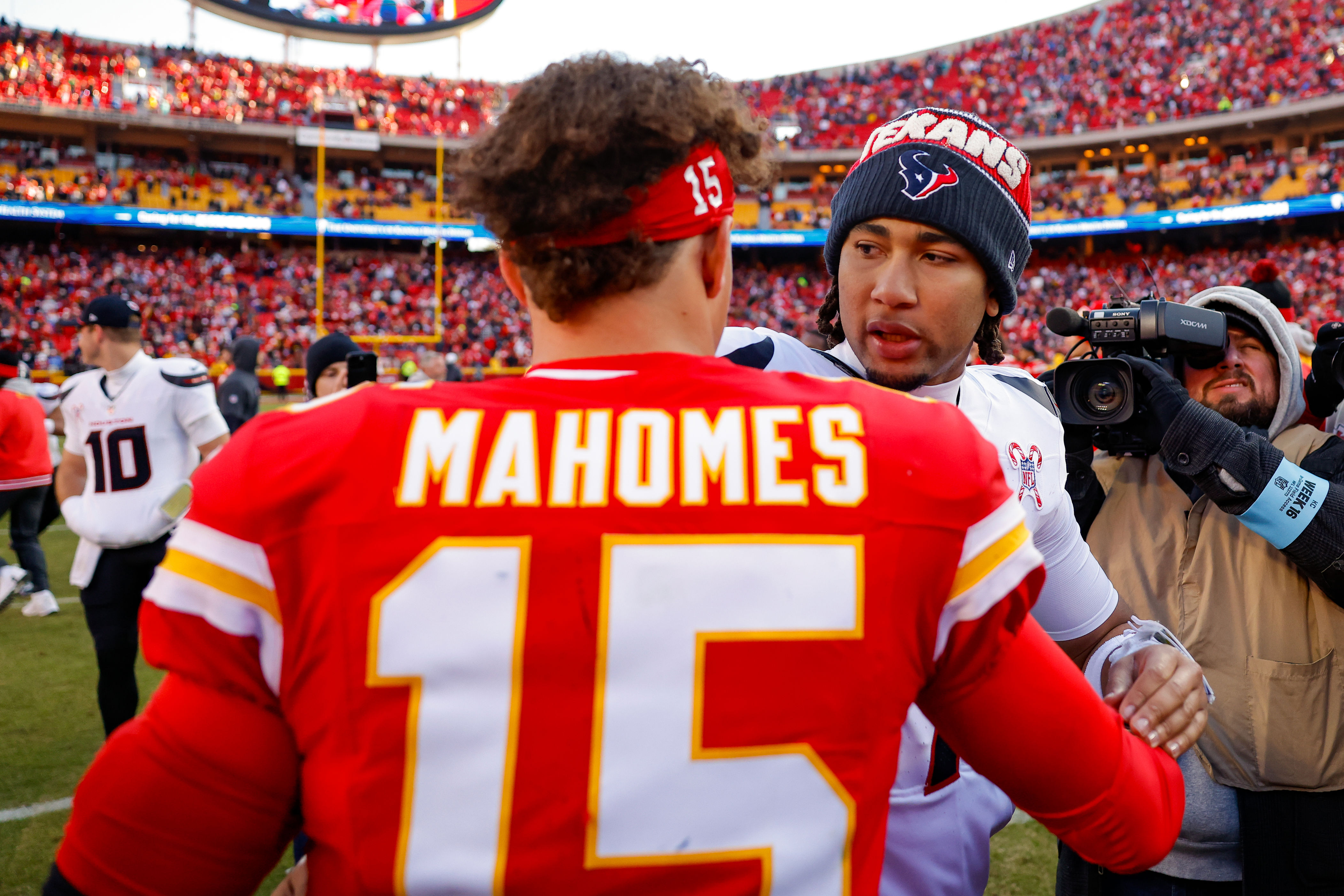 Weather warning issued before Chiefs-Texans game