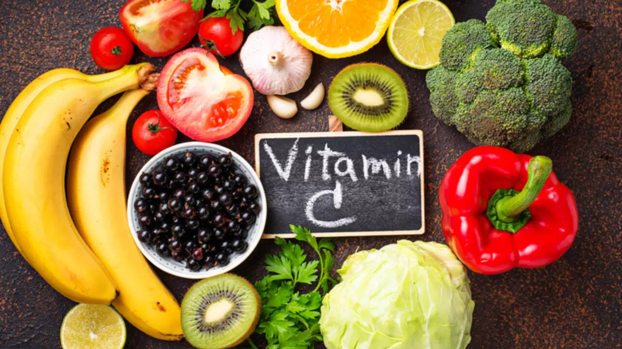 4 vitamins that boost brain power, foods rich in them, and a super easy ...