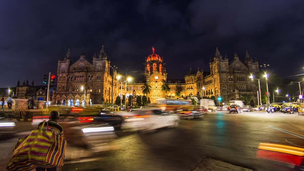 Mumbai weather latest update: Mumbai air quality turns 'poor' as haze ...