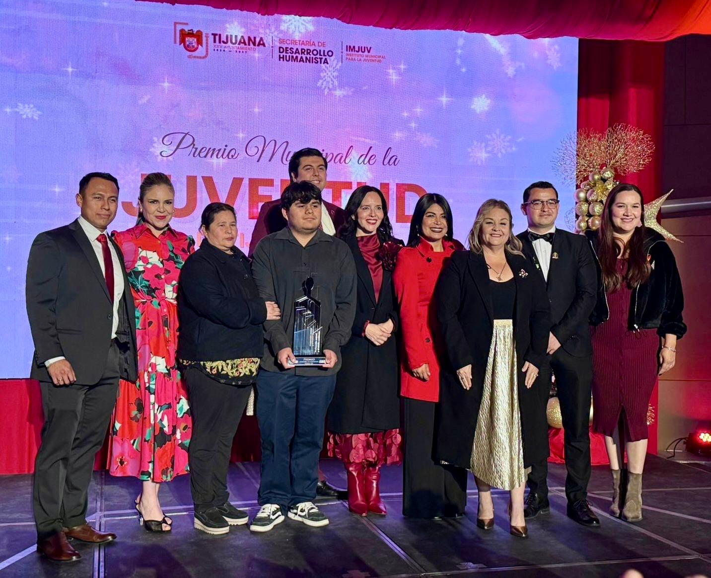 Talentos destacados de Tijuana reciben el Premio Municipal de la ...