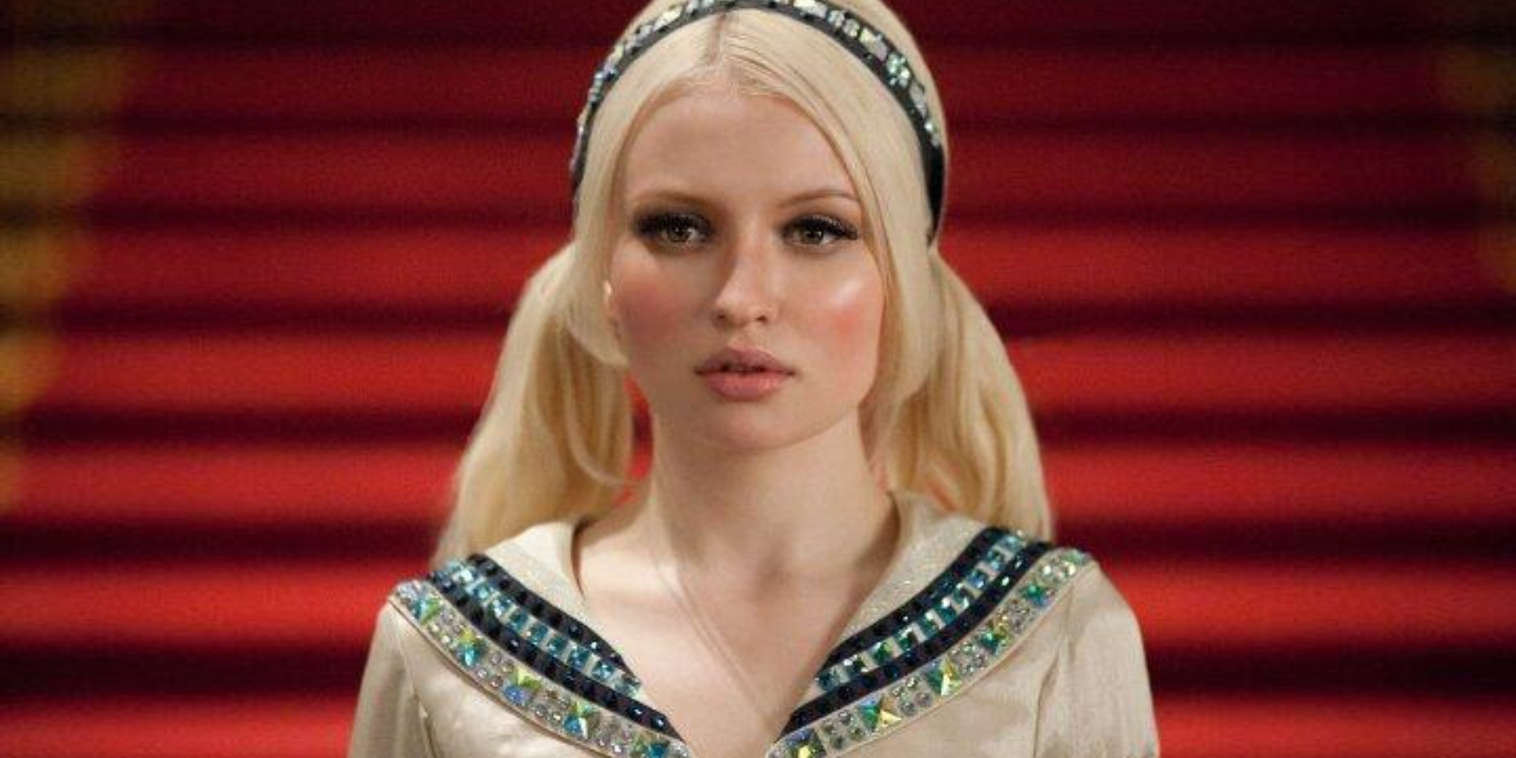 Babydoll und Mondgöttin: Emily Browning wird heute 37