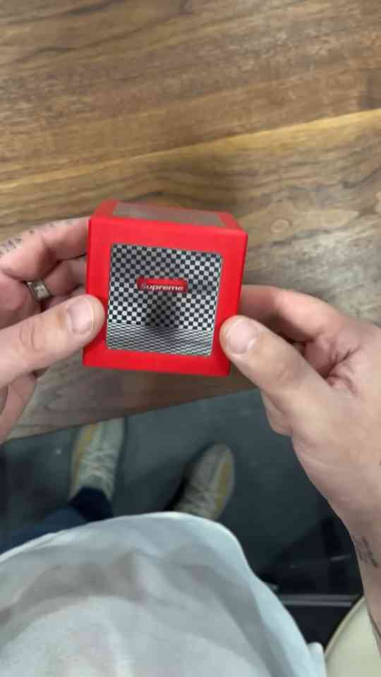 3 objects that will hurt your brain to understand 🤯