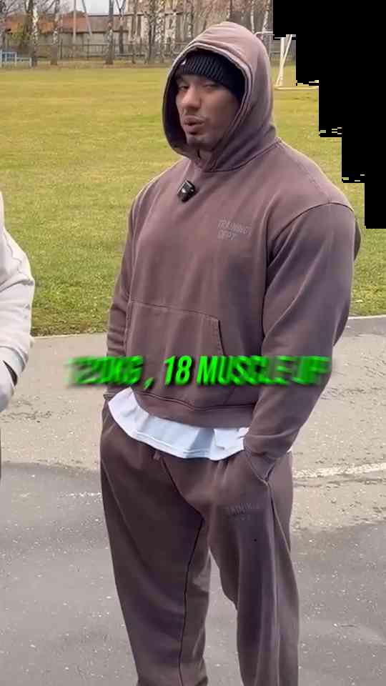 He did 18 muscle ups straight