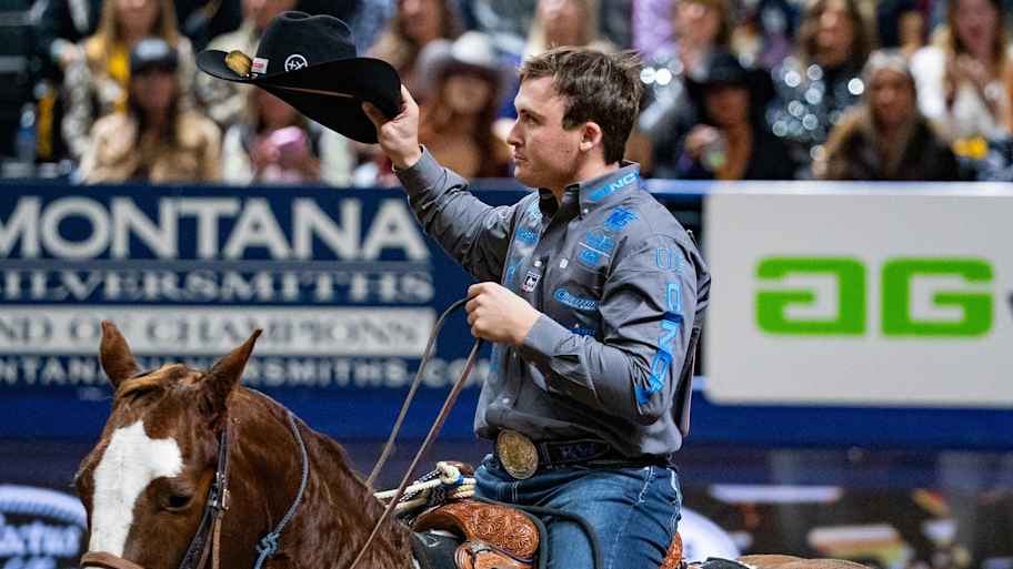3-time world champion earns second consecutive NFR average title
