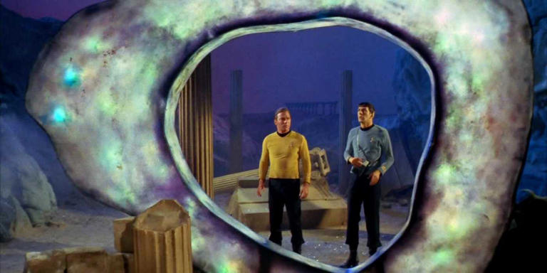 7 Star Trek time travel stories that actually make sense
