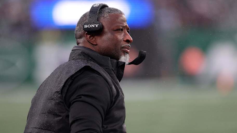 Jets fans get brief update on next QB search