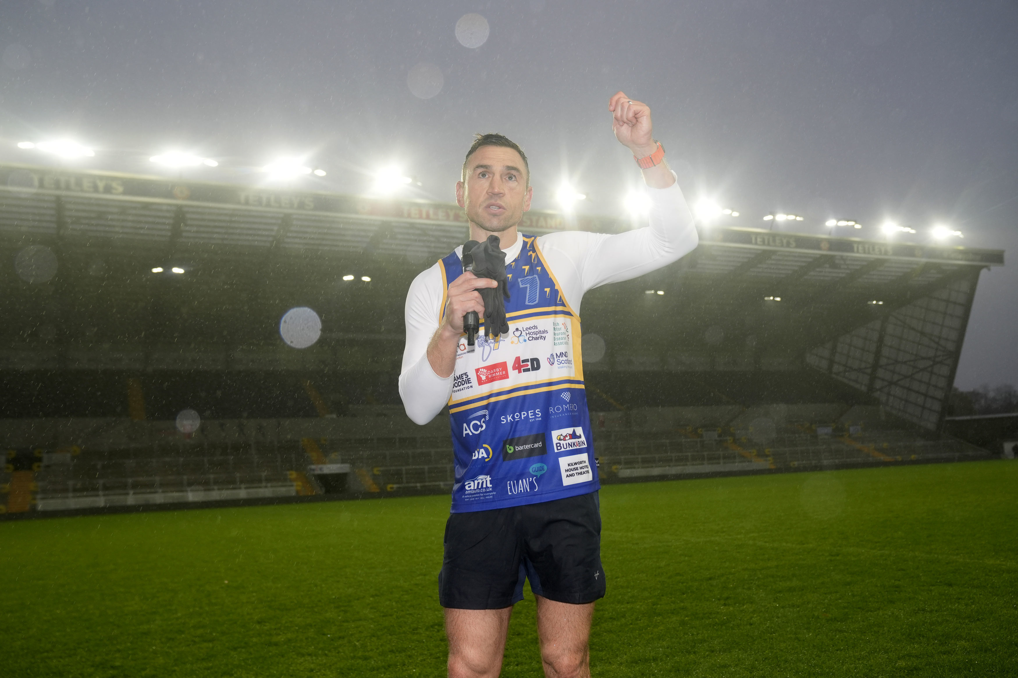 Leeds Rhinos legend Kevin Sinfield raises over £1.3m in memory of pal ...