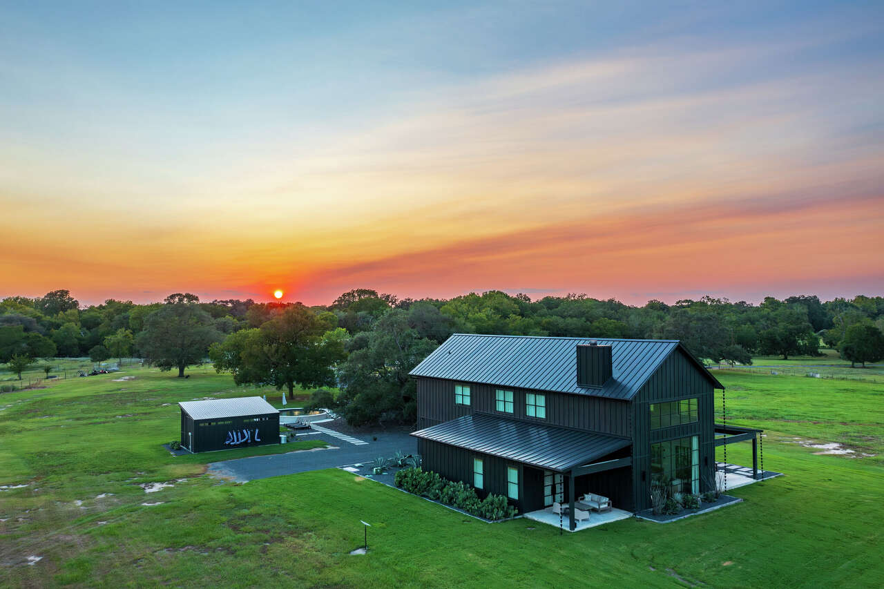 $4.25M Texas ranch hits the market, offering 228 acres of luxury ...