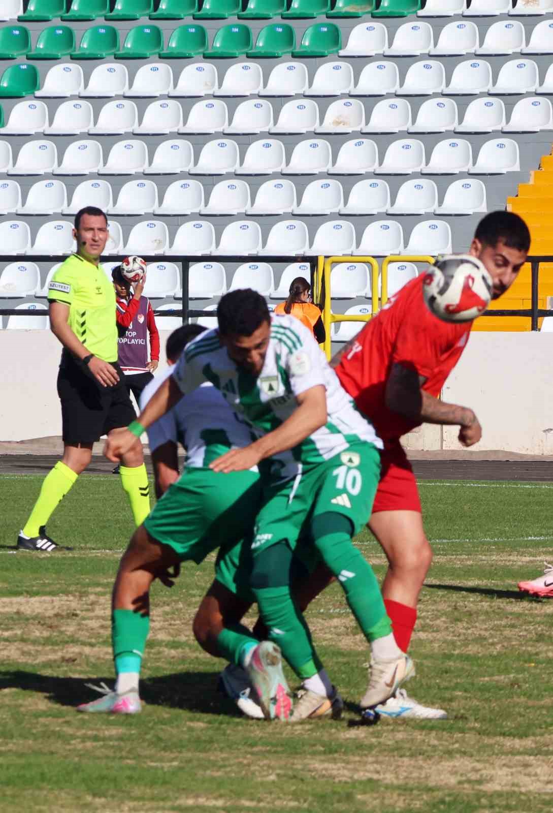 TFF 2. Lig: Muğlaspor: 2 - Batman Petrolspor: 0