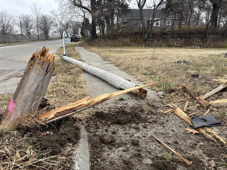 Hit-and-run: Driver, 3 juvenile passengers injured in attempt to speed ...