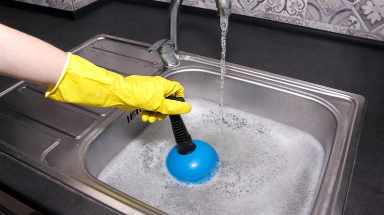 8 handy tools to unclog sinks without using chemicals