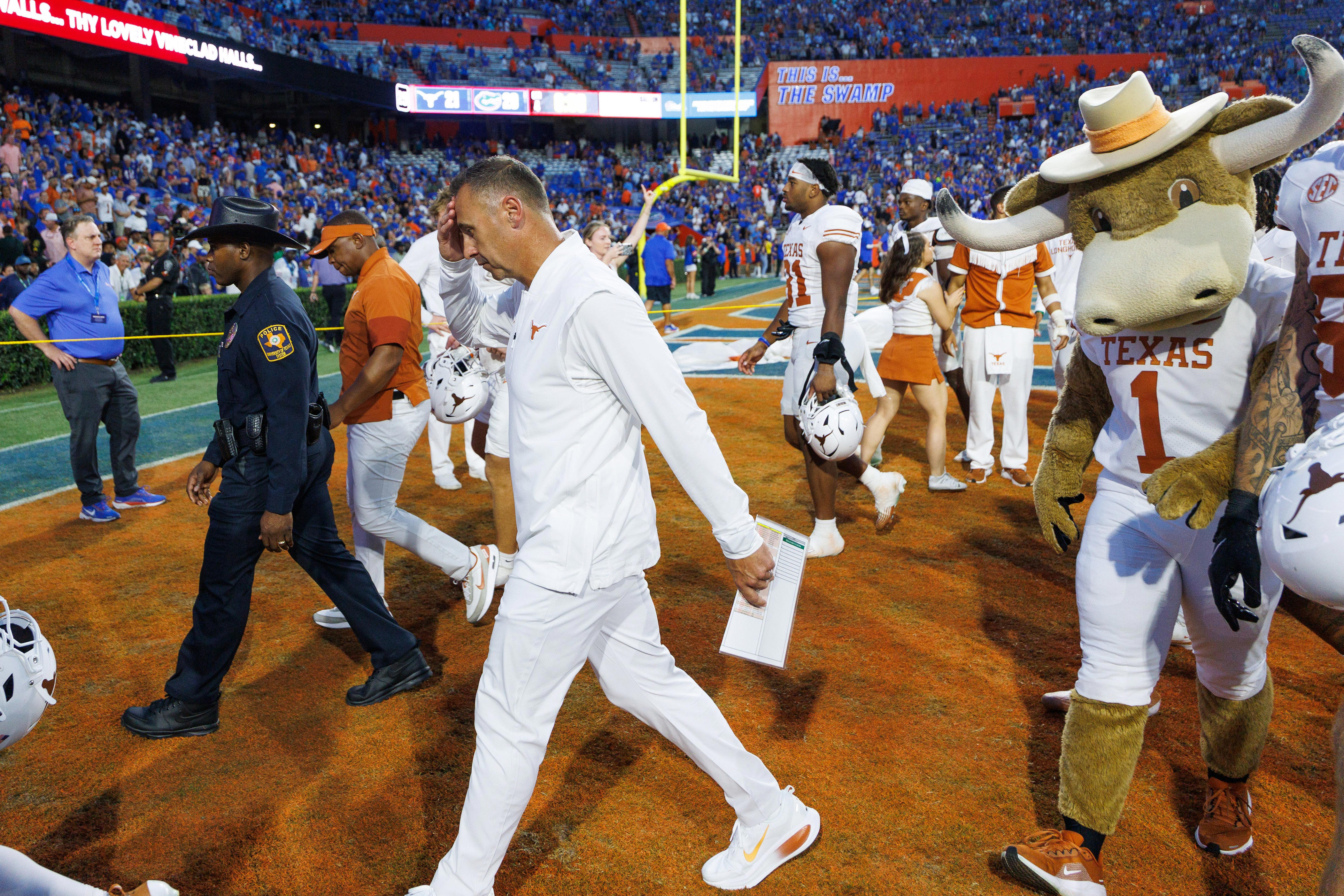 It's official: Texas Longhorns out of College Football Playoffs