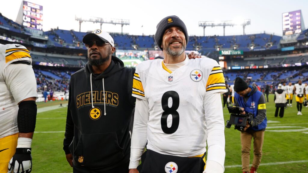 Aaron Rodgers’ former coach calls him ‘tremendous fit’ for Steelers