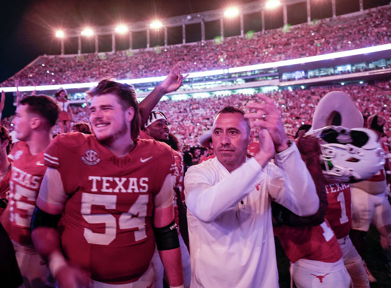 Texas vs Michigan: After missing CFP, Longhorns will face Wolverines in ...