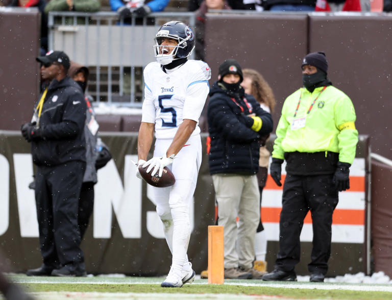 Browns vs. Titans: Relive Browns’ Week 14 loss as it happened