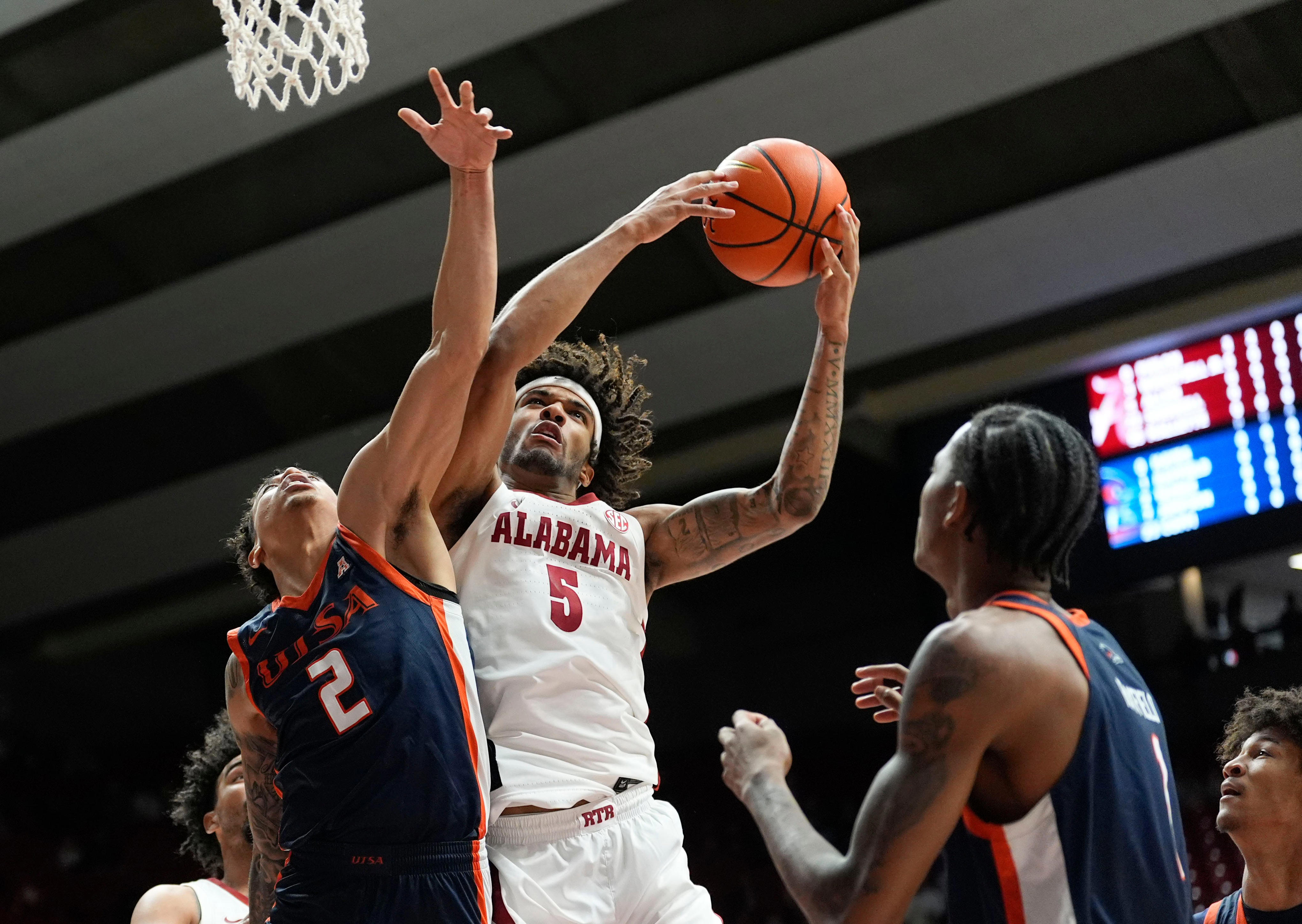 Alabama basketball leads six ranked SEC teams in latest Coaches Poll