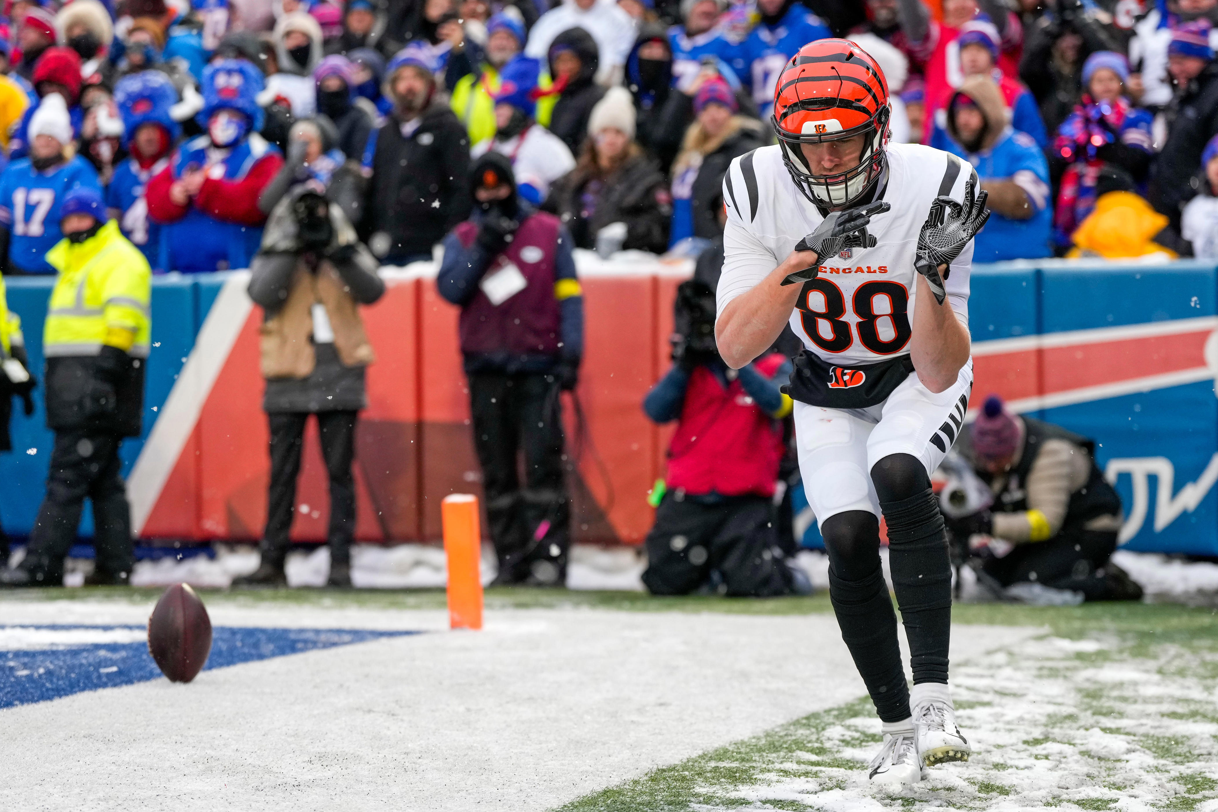 Bengals-Dolphins flexed out of primetime. What you need to know
