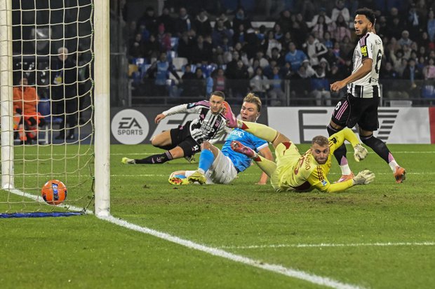 Italia: Napoli venció a Juventus 2-1 como local y quedó solo en la cima ...