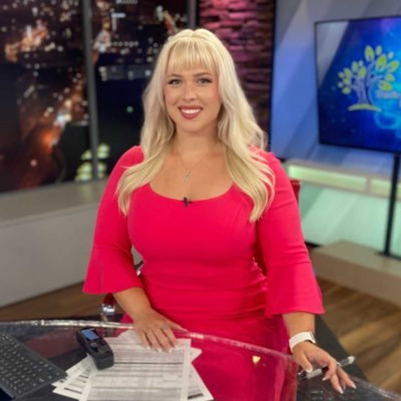 Carissa Codel goes viral sharing viewer comments on the news