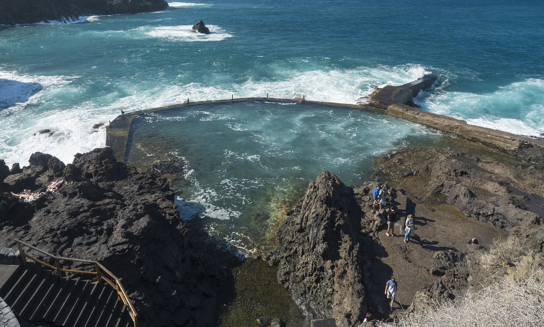 Three dead and three hurt after 'being swept into the sea when rogue ...