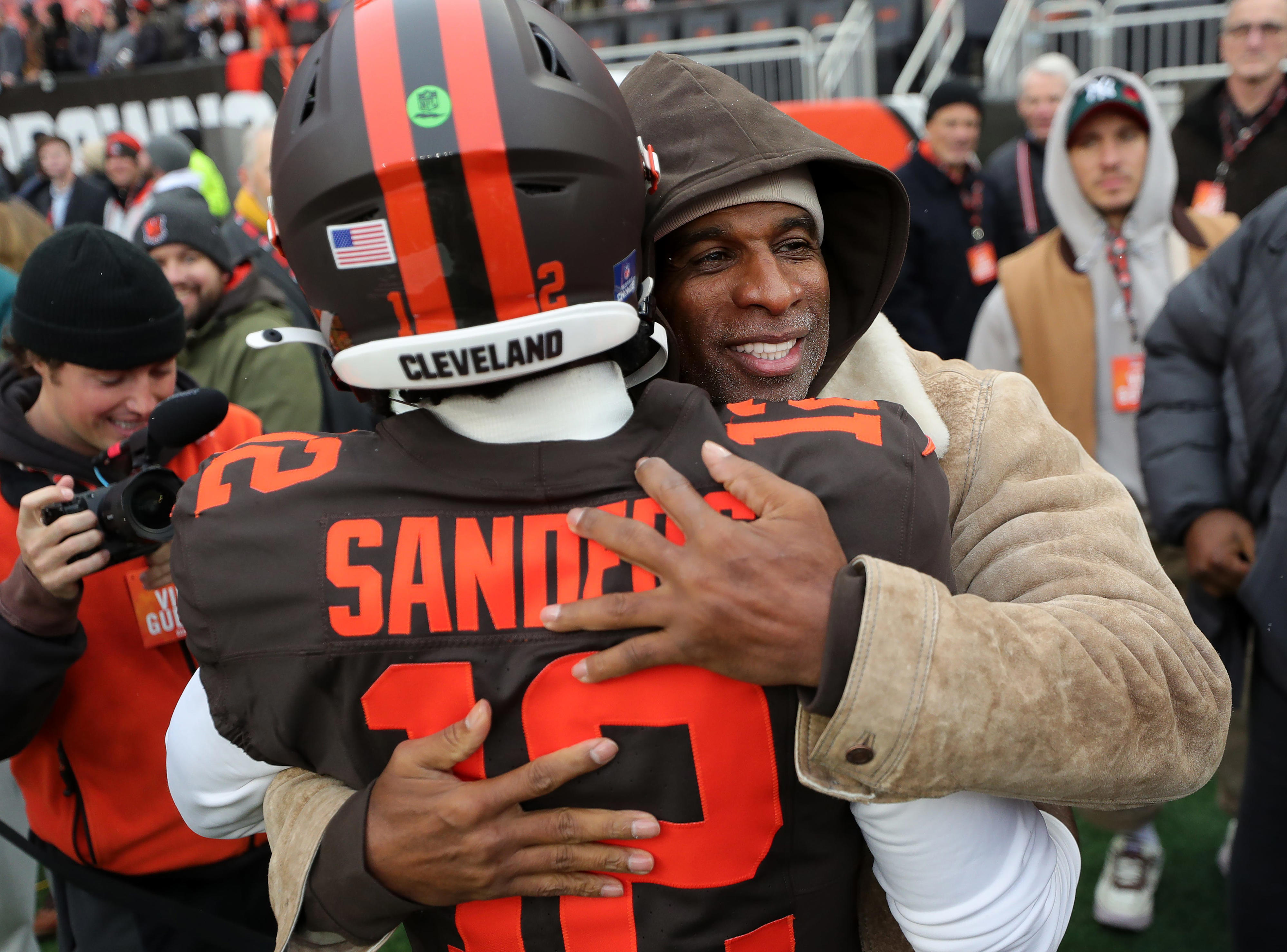 Deion Sanders attends Browns vs. Titans to watch son Shedeur Sanders