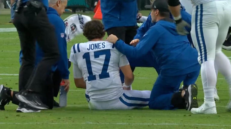 Daniel Jones had the saddest reaction after suffering Achilles injury ...