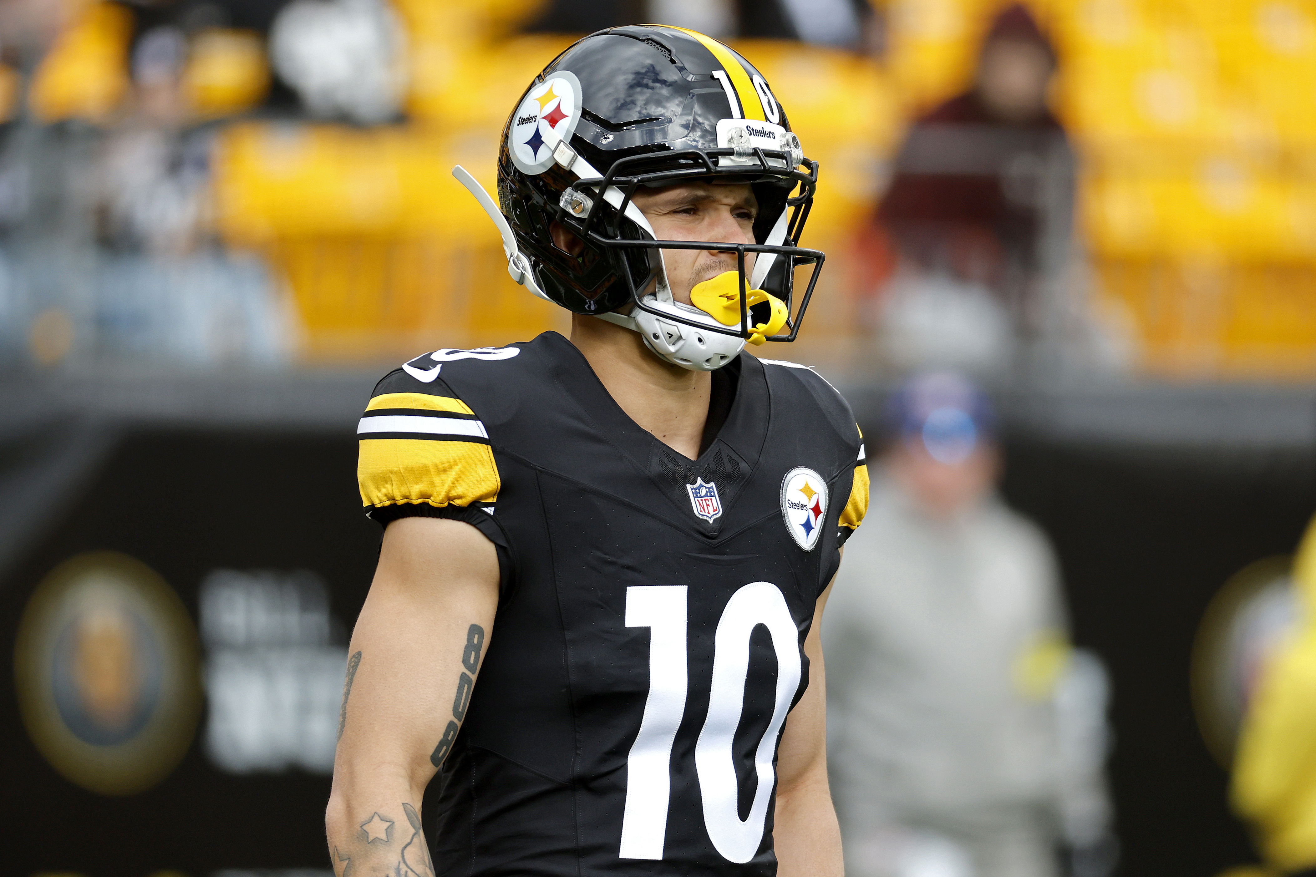 Steelers WR Roman Wilson impressing in minicamp as he chases spot in ...