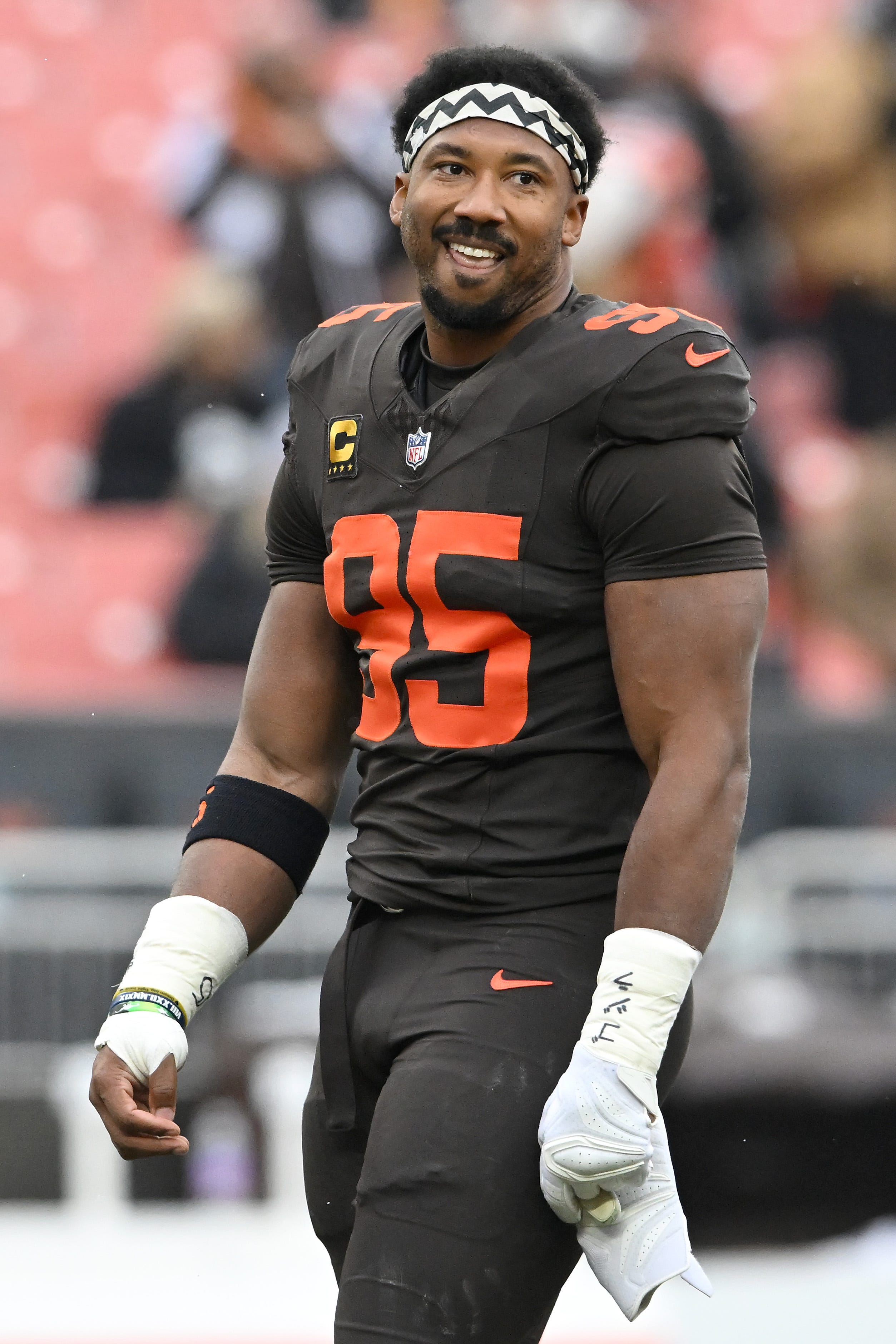 Browns DE Myles Garrett stats & numbers in Week 14 game vs. Titans